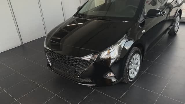 Автомобиль Hyundai Solaris в автосалоне Аврора в Ростове-на-Дону (2483)