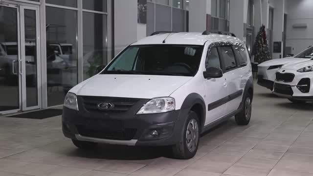Автомобиль Lada Largus в автосалоне Комфорт Авто в Симферополе (4831)