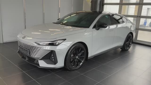 Автомобиль Changan UNI-V в автосалоне Аврора в Ростове-на-Дону (4832)