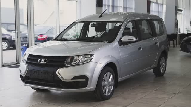 Автомобиль Lada Largus в автосалоне Комфорт Авто в Симферополе (9544)