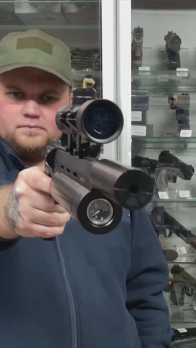 Пневматический пистолет Krugergun Корсар 5.5 мм (240 мм, D42, с манометром, пластик)