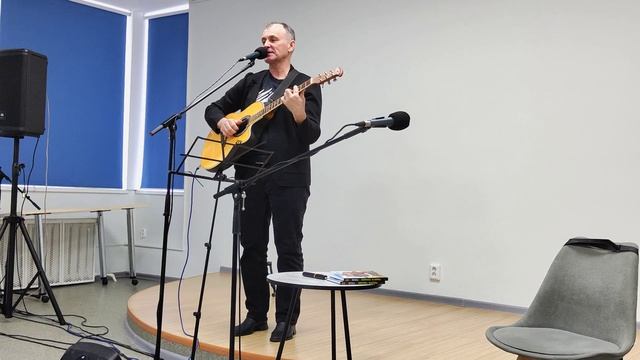 2) Творческая встреча с Тимофеем Рахманиным с презентацией новой книги "Рубеж" (Е. Вагин "Скобари")