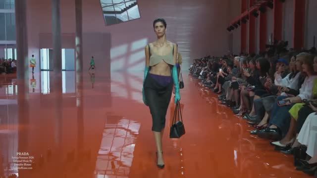 Показ мод / Коллекция PRADA Spring  Summer 2026 Fashion Show  Milan Fashion Week