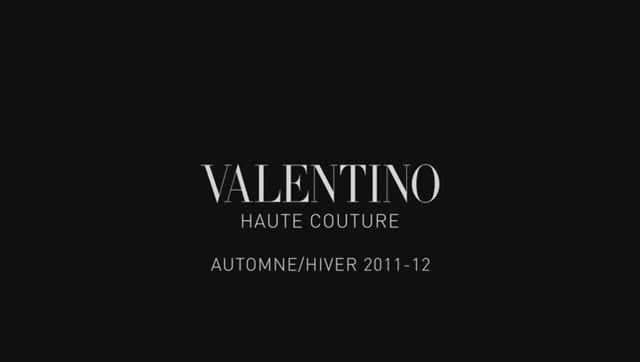 Показ женской коллекции Valentino осень-зима 2011-2012
