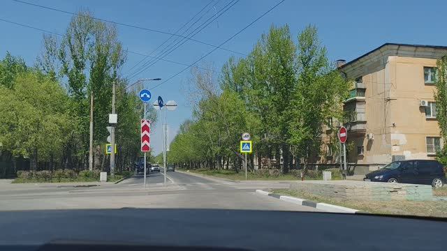 Поездка по экзаменационному маршруту г. Волжский с Валентиной. Проезд перекрестков и развороты