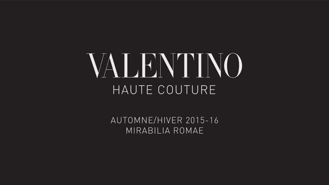 Показ женской коллекции Valentino осень-зима 2015-2016