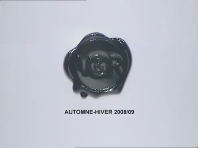 Показ женской коллекции Viktor & Rolf осень-зима 2008-2009