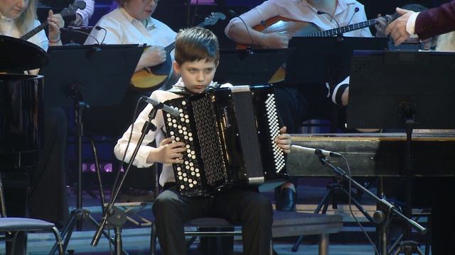 Гаврилов «Метелица», исполняет Брусанов Мирон (баян)