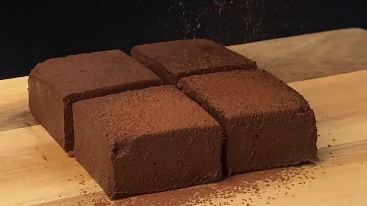 Невероятно нежный и вкусный ДЕСЕРТ из бананов и тёмного шоколада...🍌🍫😋