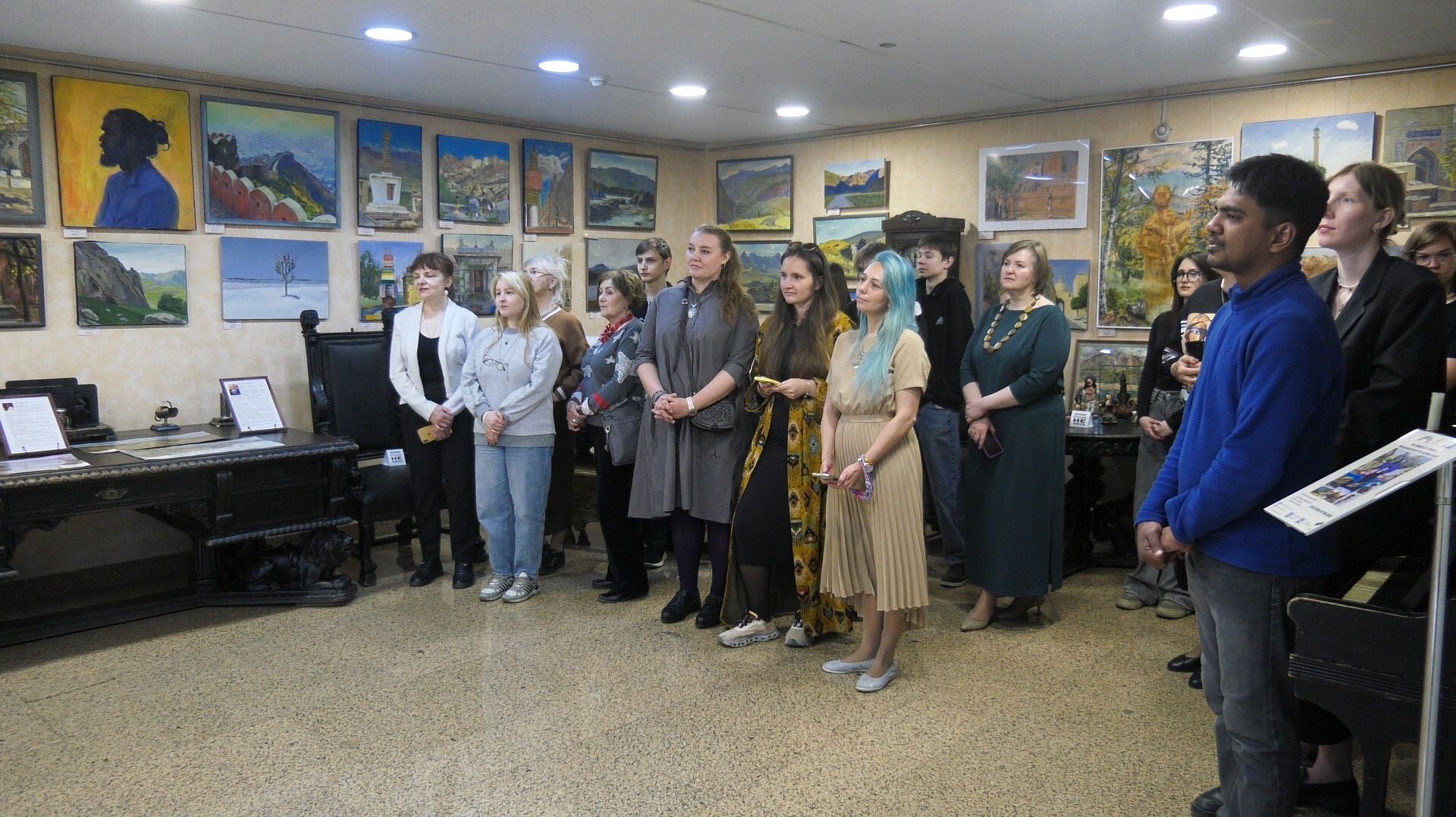 В музее открылась выставка «По следам Рериха»