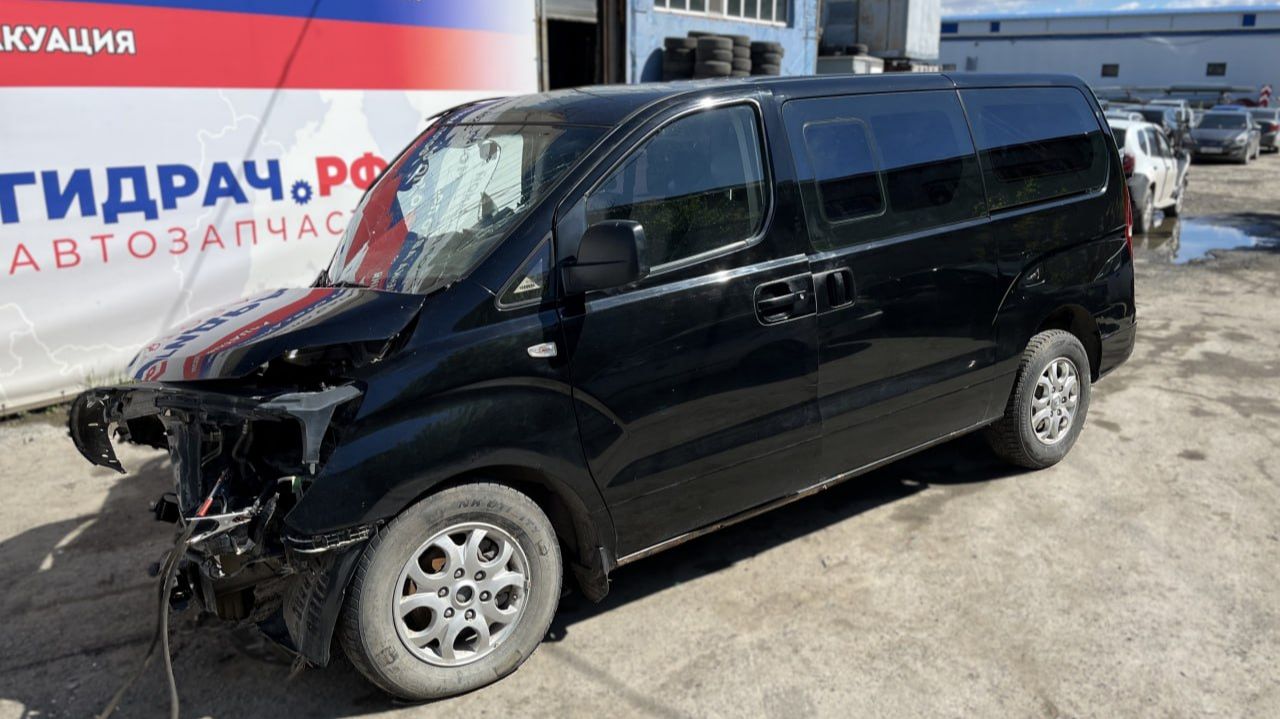 Обзор перед разбором Hyundai Grand Starex