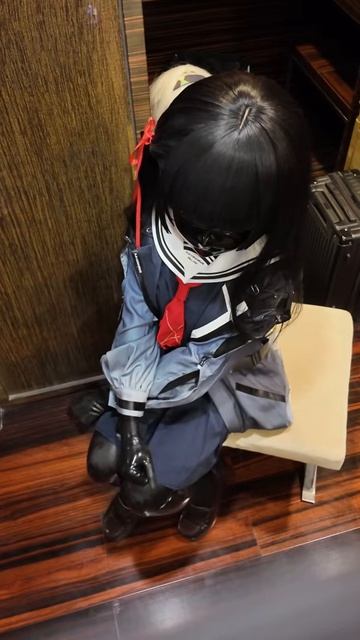 Faceless Kigurumi Schoolgirl Doll #blackfacelessdoll #kigurumi #latex
