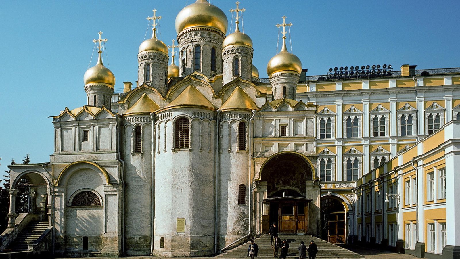 В Московском Кремле заложен Благовещенский собор