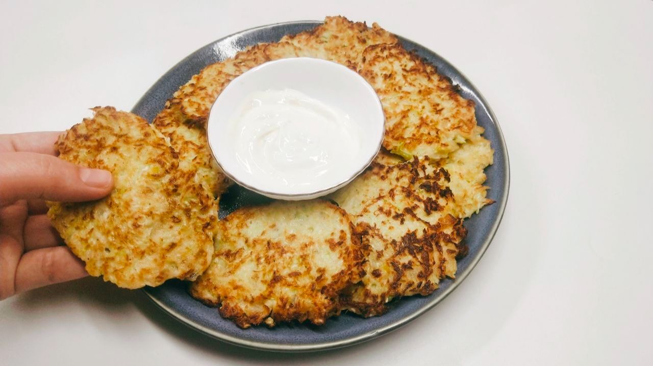 Драники из молодой капусты🥬 за 20 минут! ❗ХИТ ЭТОГО СЕЗОНА! Быстрый рецепт.