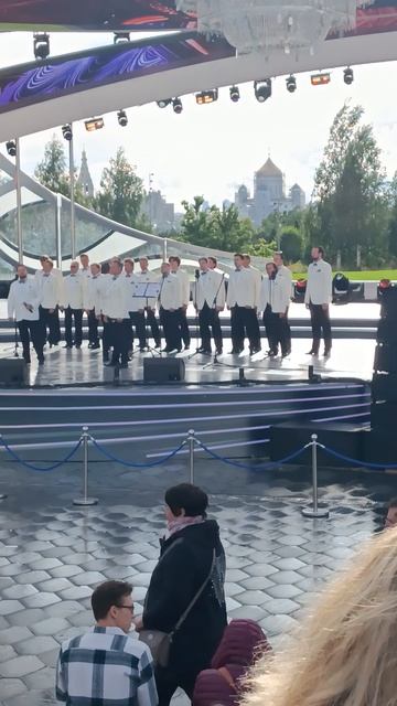 Выпьем за Родину, выпьем за Сталина, один день в Москве, концерт, откройте описание в этому видео,