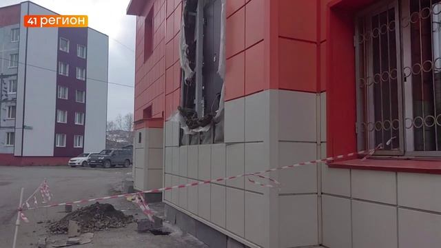 СОМНИТЕЛЬНЫЙ ЗАСТРОЙЩИК ПОЯВИЛСЯ В МИКРОРАЙОНЕ ЗАВОЙКО В ПЕТРОПАВЛОВСКЕ • БЕЗ КОММЕНТАРИЕВ
