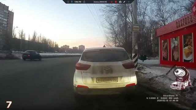 Женщины за рулём