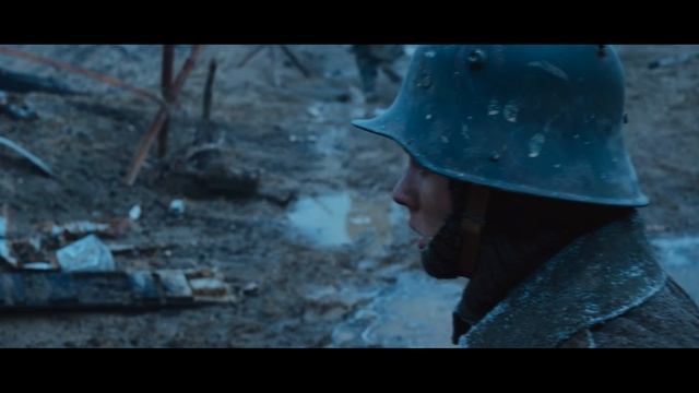 Пехота по свистку бежит в атаку || На Западном Фронте без Перемен