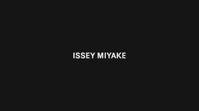 Показ женской коллекции Issey Miyake осень-зима 2026-2027