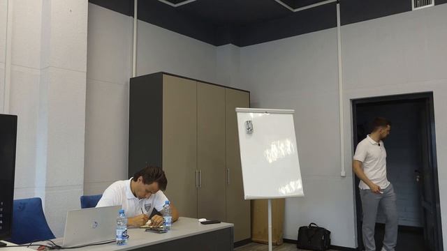 Этап отбора и начальной подготовки вратарей Шустов А.И.