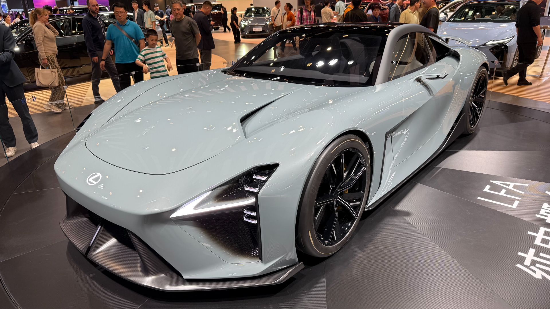 Lexus LFA Concept — будущее спортивных Lexus