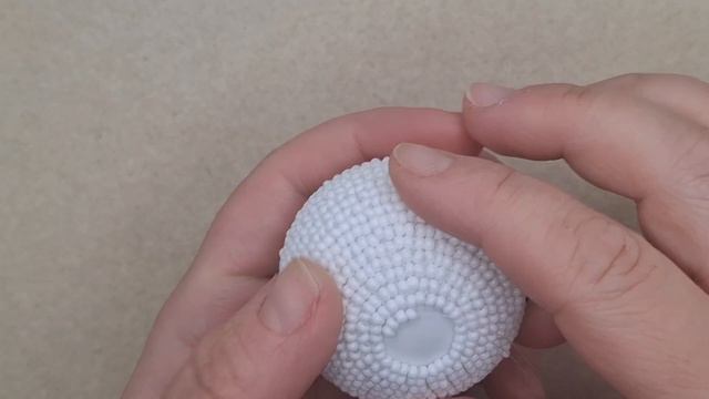 игрушки из бисера. Кошечка