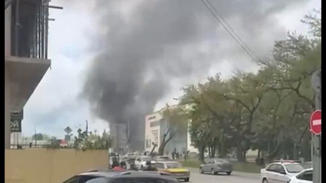 Мощный взрыв при разгрузке газовоза на заправке в Пятигорске