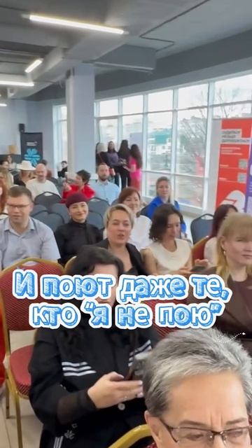 Живая музыка на форуме Книжного бизнес-клуба | Повелитель струн, Краснодар