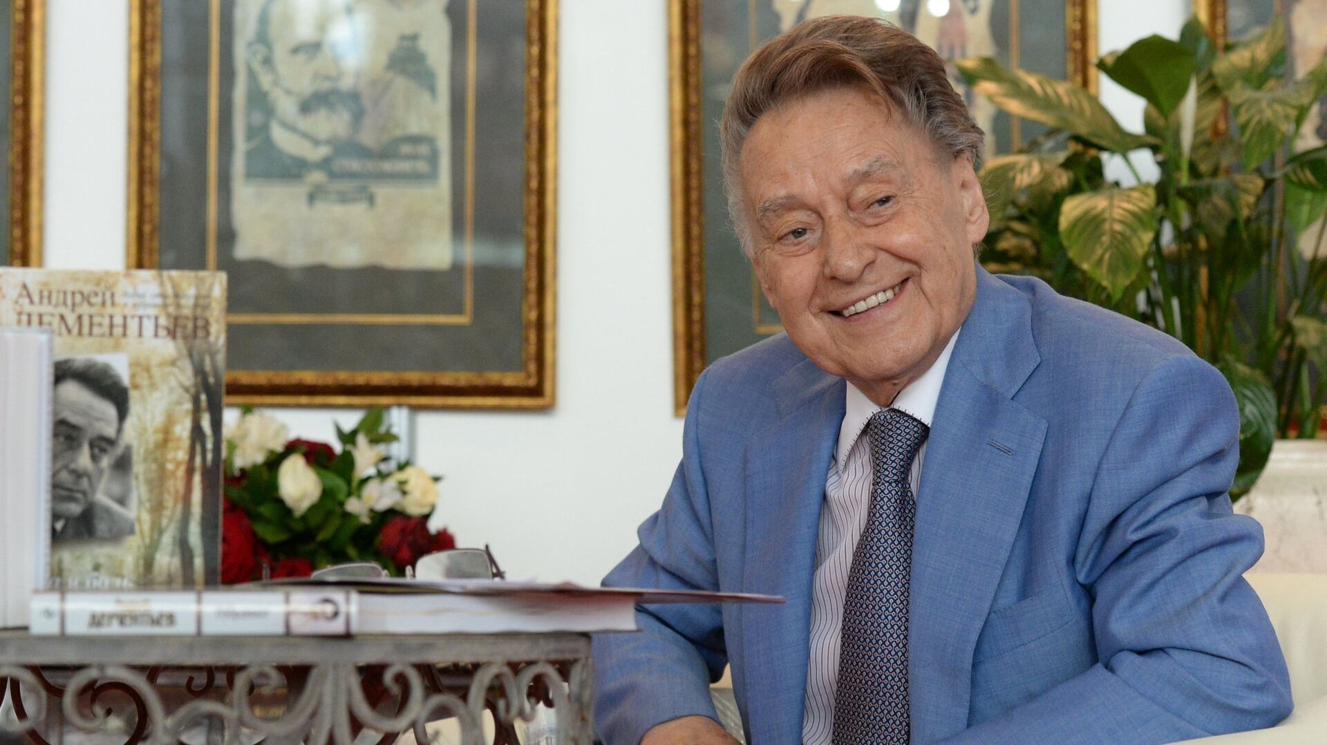 Я живу открыто - Андрей Дементьев