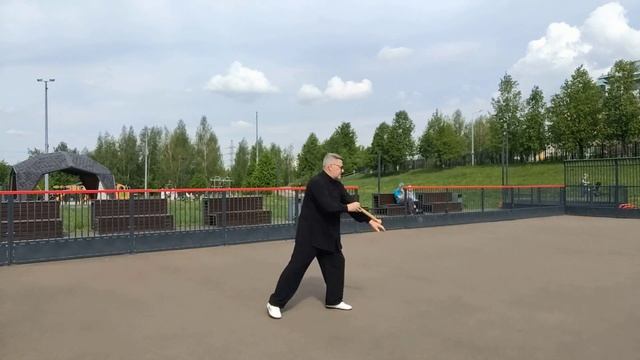 Тренировка с палочкой для Тайцзи (2)