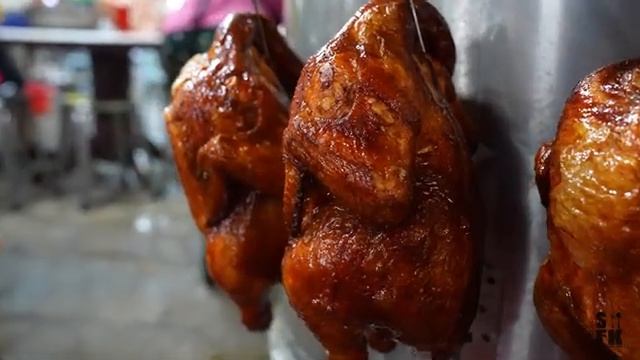 Все распродано за 2 часа! Маэстро жареной свинины и курицы в Азии | Уличная еда Малайзии