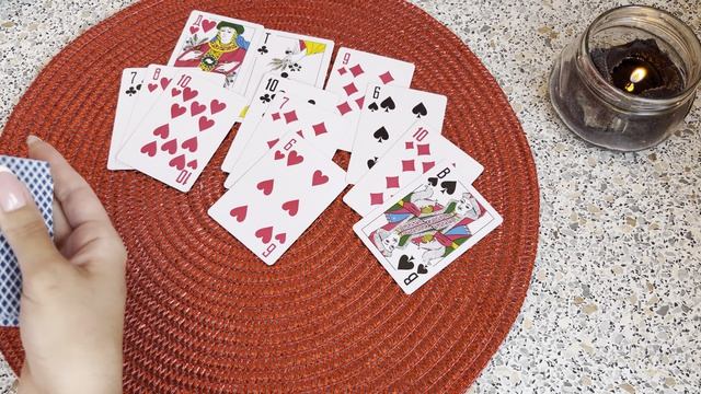 Червонная дама. Что у нее в жизни? Гадание на игральных картах