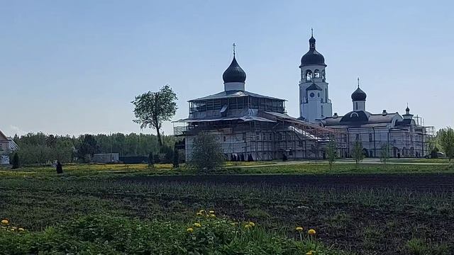 Будни в монастыре