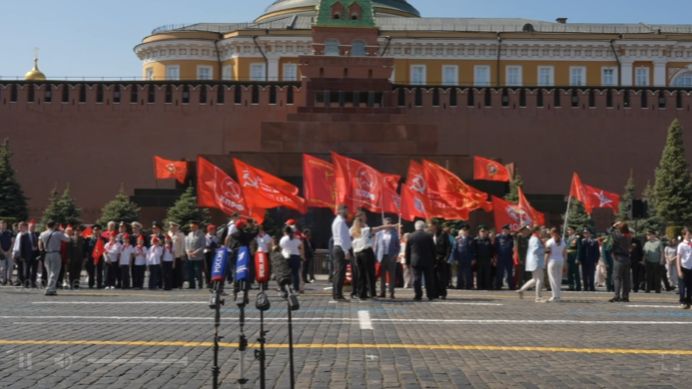 Торжественный прием в пионеры на Красной площади. Онлайн трансляция (17.05.2026)
