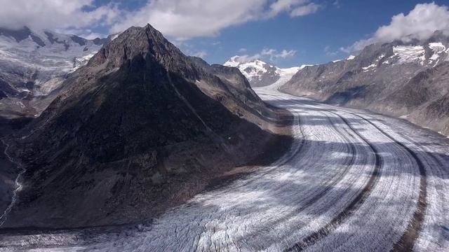Видео 4K: ледник Алетч с высоты птичьего полёта