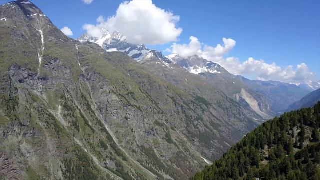 Видео 4K: швейцарские Альпы (Церматт) с высоты птичьего полёта