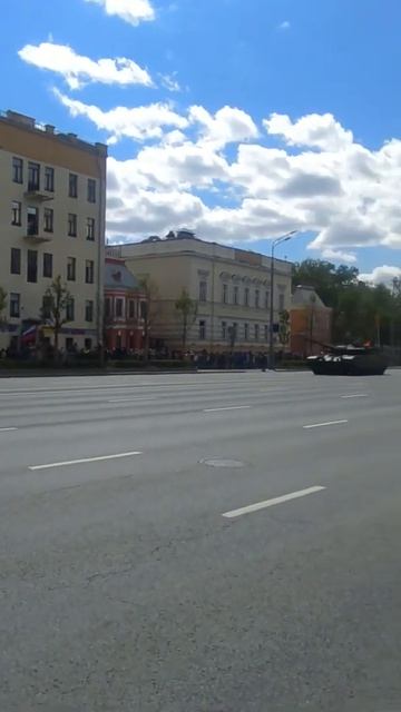 Военная техника на Садовом кольце после  парада. Москва - День Победы 9 мая Фрагмент 16