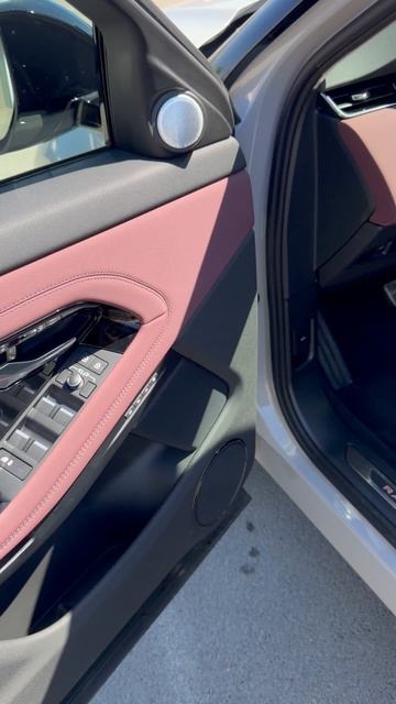Range Rover Evoque 2025