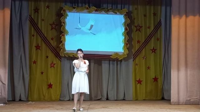 солисты май Света журавли
