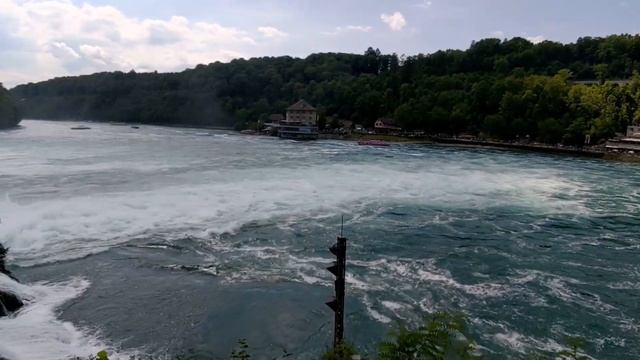 Взгляд изнутри #13: Летние развлечения - Рейнский водопад (Rheinfall)