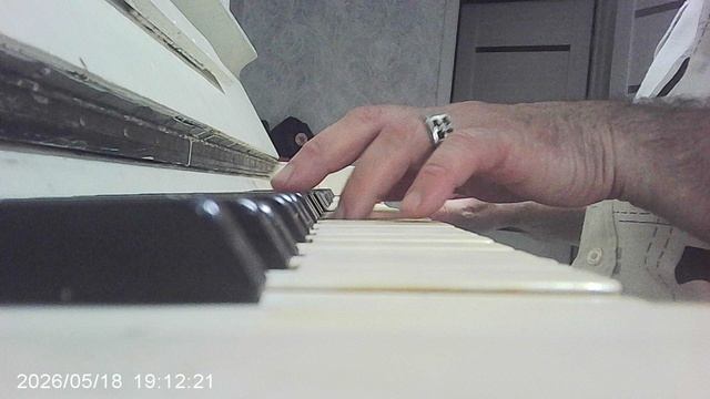 Пианино: фрагмент "Во саду ли в огороде"