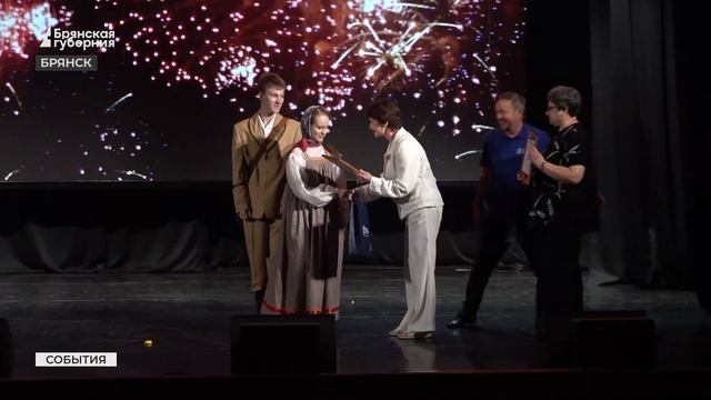 Юные театралы из Дубровки покорили жюри фестиваля «Открытый занавес»