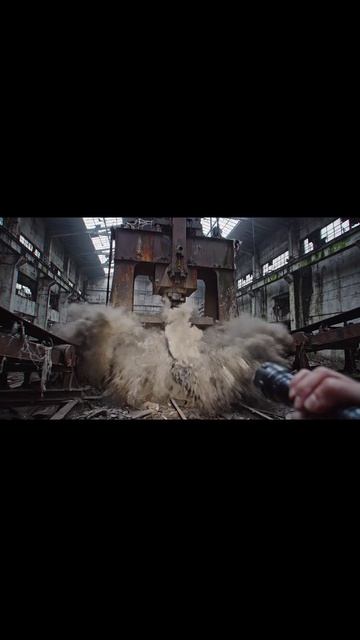 «Заводской цех – внезапное оживление механизма»