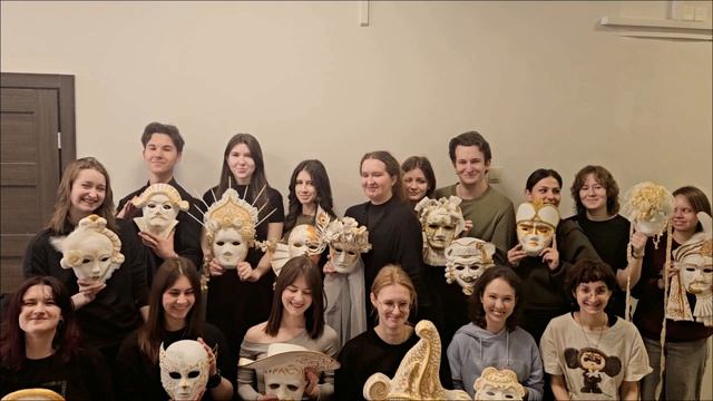 Студенты СПбГУПТД создают фантазийные маски