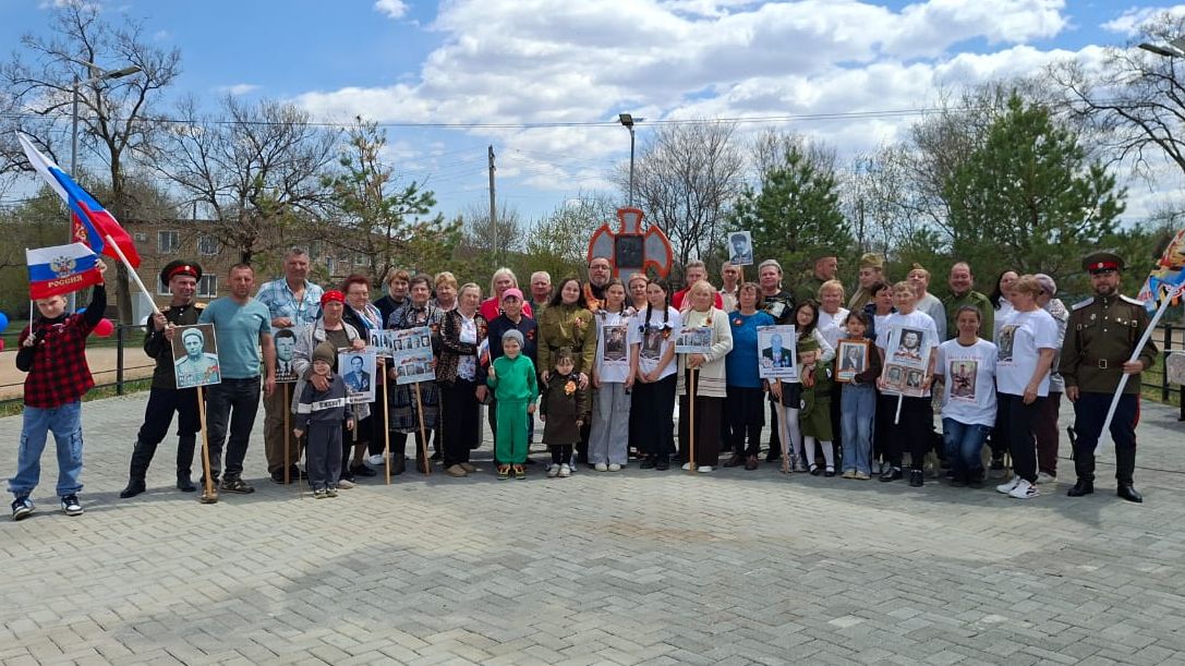 В сердце - Май, в памяти - война. Митинг в Приозёрном