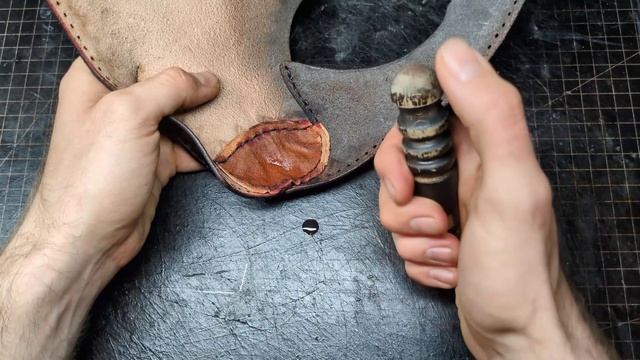 Сумка Жук‑олень своими руками: урок по работе с кожей