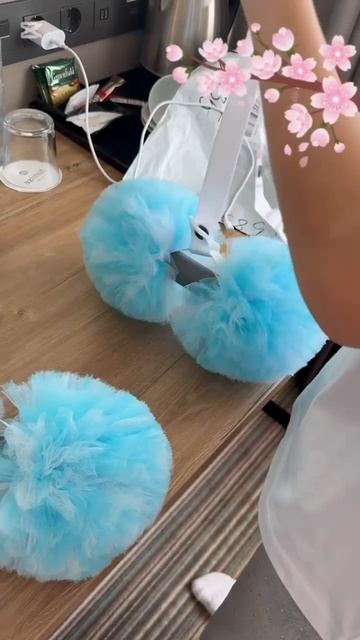Фикспомы из фатина. Видеообзор помпонов для чирдидинга