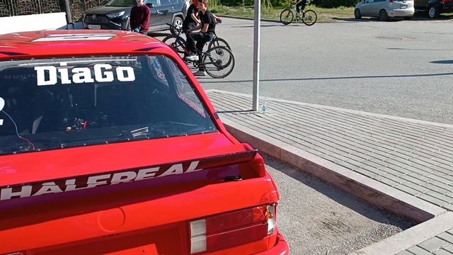 Шикарный автомобиль