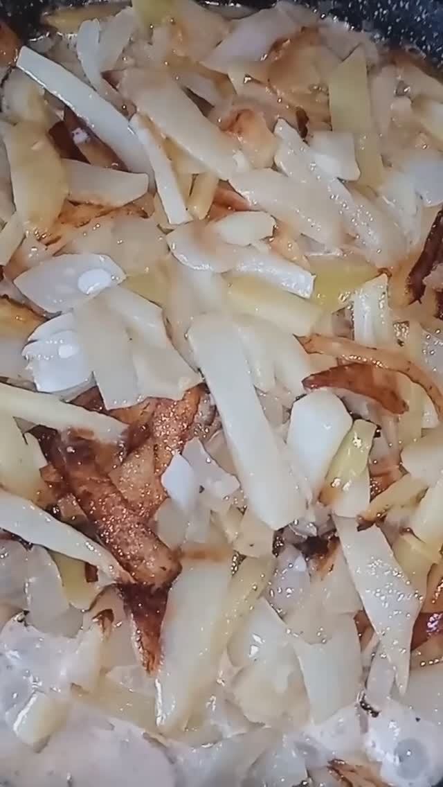 Картошка жареная с молоком.