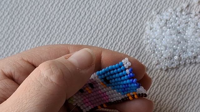Игрушки из бисера. Брелок "Птички". 1 часть